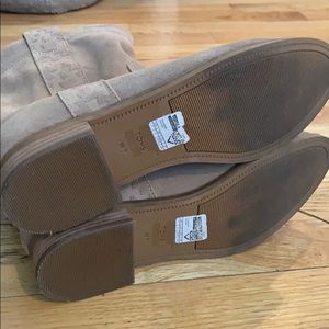 Toms | Shoes | Toms Suede Boot 7 | Poshmark
